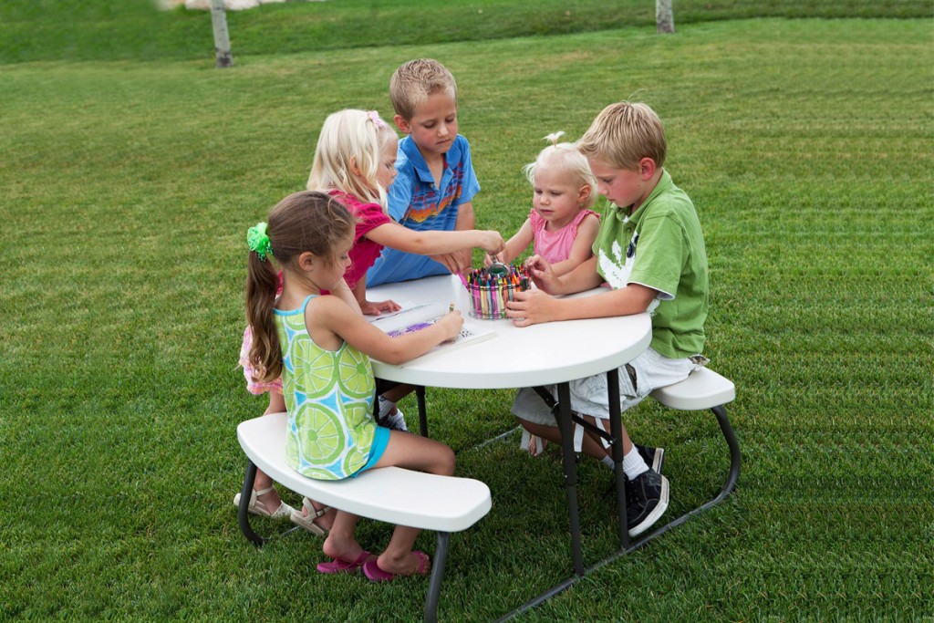 Children's Picnic Table - Air Bounce Inflatables & Party Rentals in ...